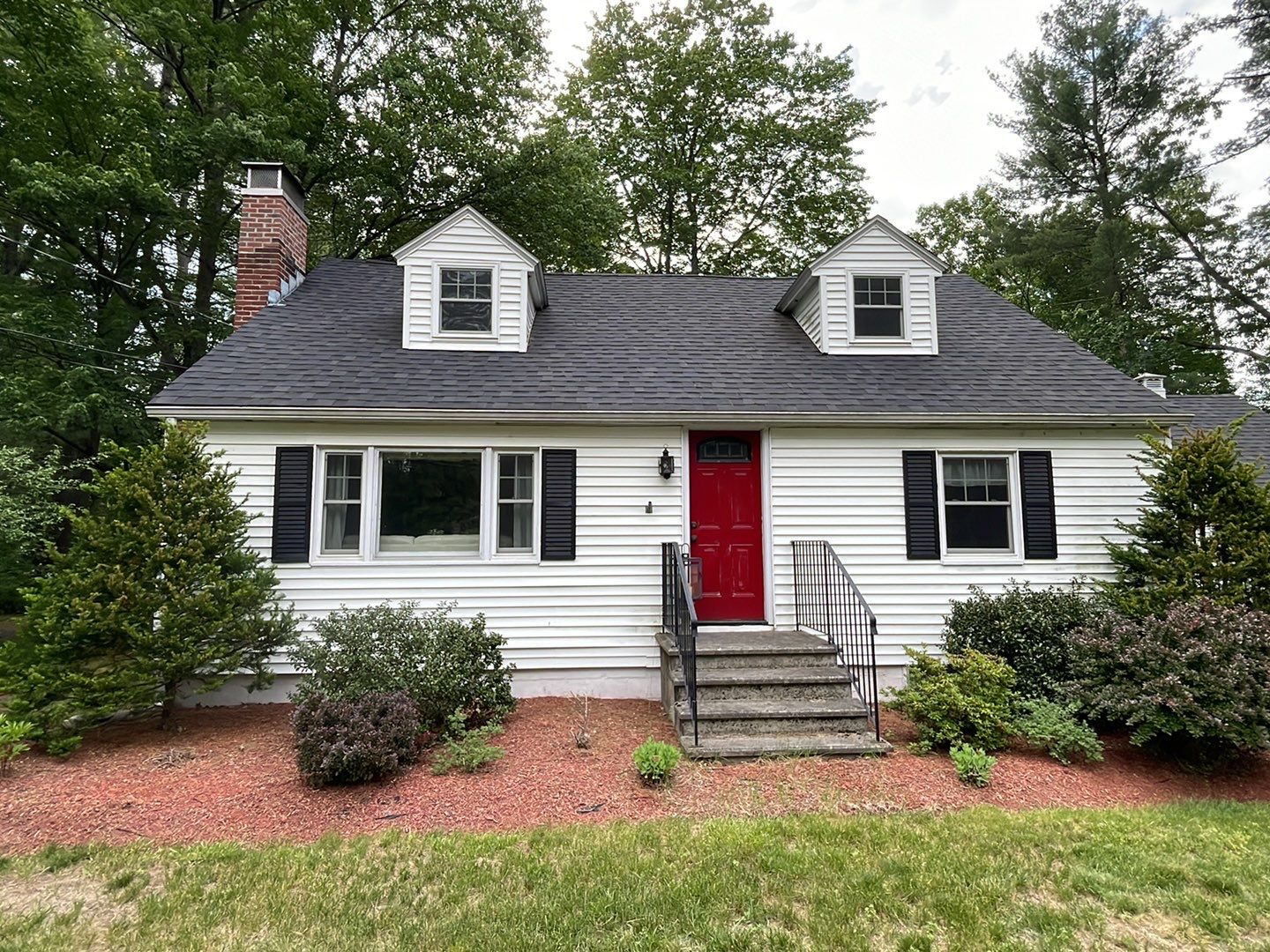 House Washing and Gutter Cleaning in Pelham, NH | Prizm Exteriors